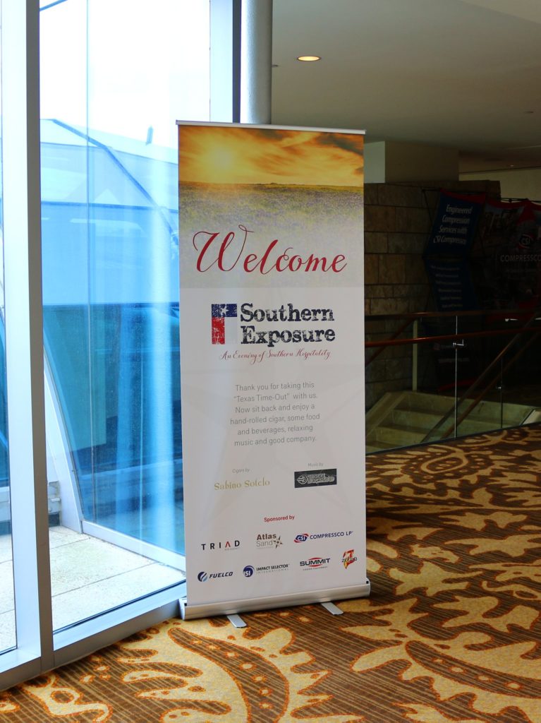 Custom Retractable Banner Stand | Trade Show Banners | Roll Up Banners